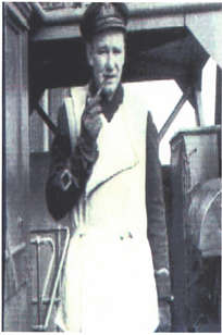 Lt. Cmndr. William G. Curry | Canadian Museum of Immigration at Pier 21